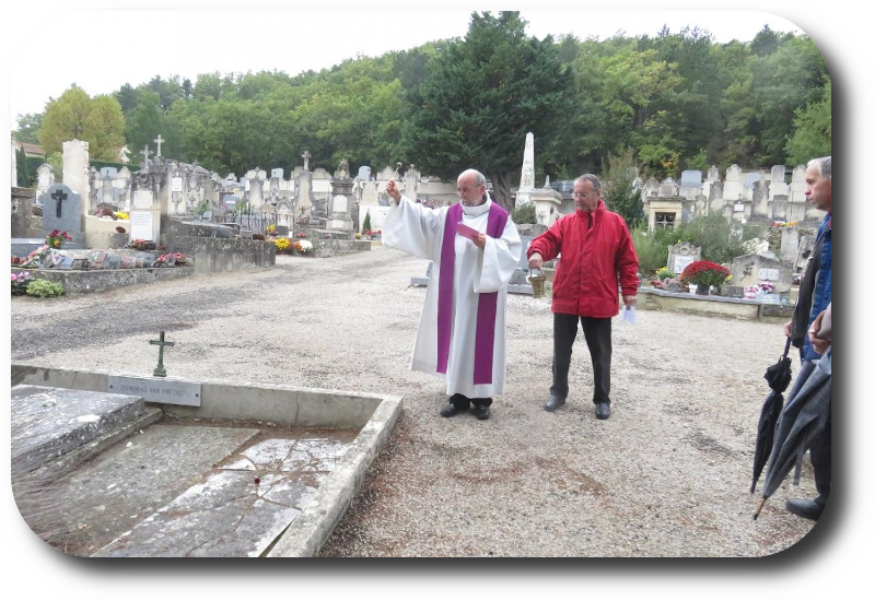 Bénédiction des tombes – Paroisse Montesson